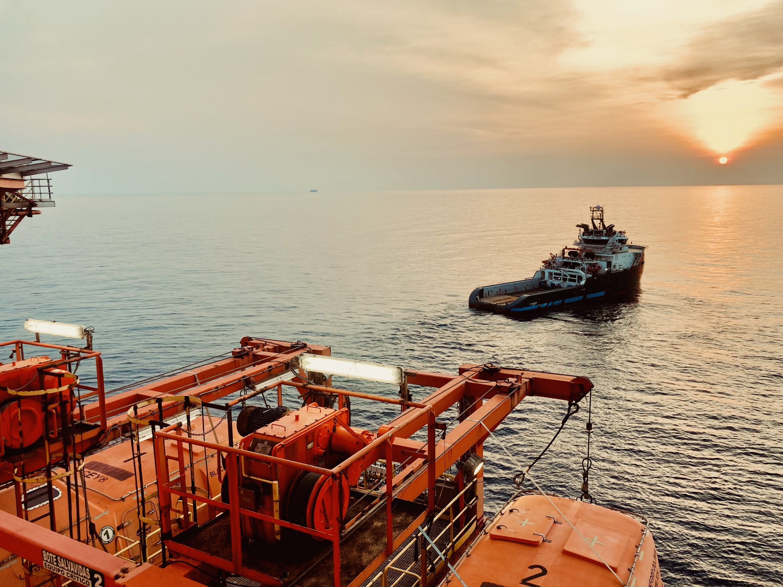 Energy Sector on Tow and Back to Work - Castor Vali